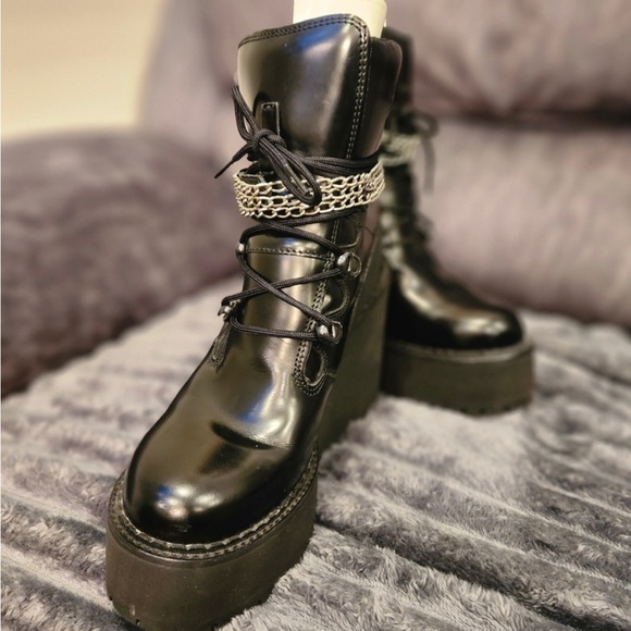 Fenty X Puma | Shoes | Fenty Puma X Rihanna Chain Embellished Sneaker ...